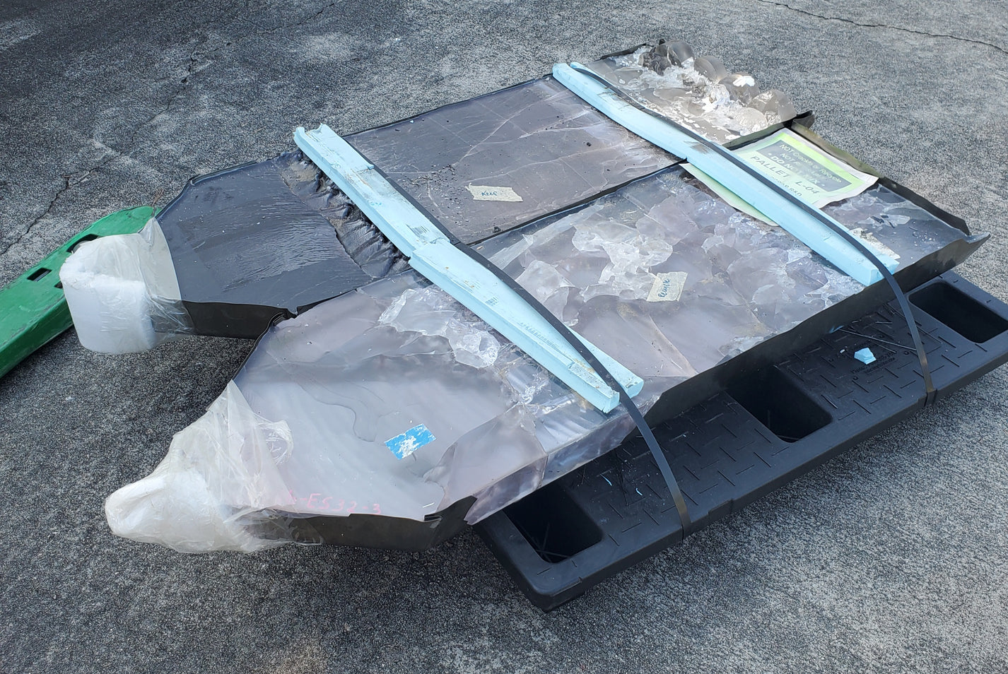 F-35 Fighter Jet Window Sapphire Rough Chunks (F35 Gem) – Turtle's Hoard