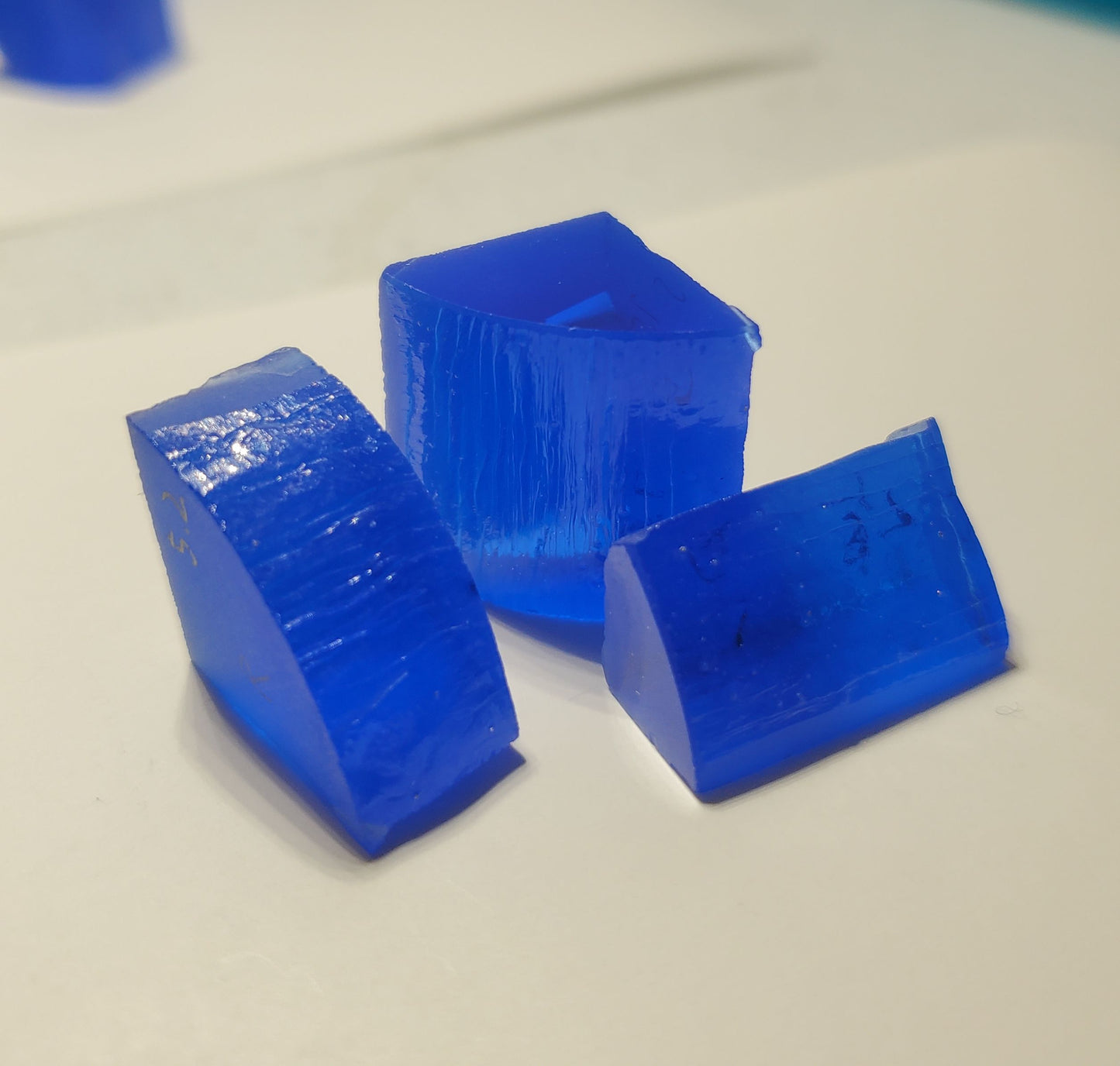 Laser Cobalt Spinel Vivid Blue Facet Rough Lab Created Crystals ...